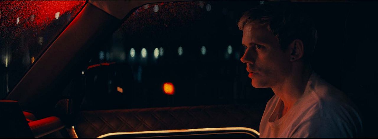 Foto do filme Confinado - Foto 7 de 8 - AdoroCinema