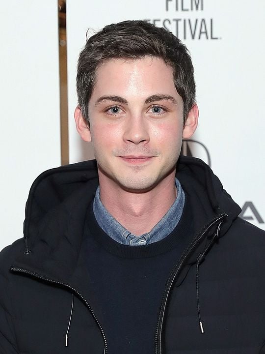 Foto de Logan Lerman - Poster Logan Lerman - Foto 18 de 132 - AdoroCinema