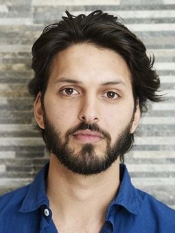 Foto de Shazad Latif - Poster Shazad Latif - Foto 23 de 38 - AdoroCinema