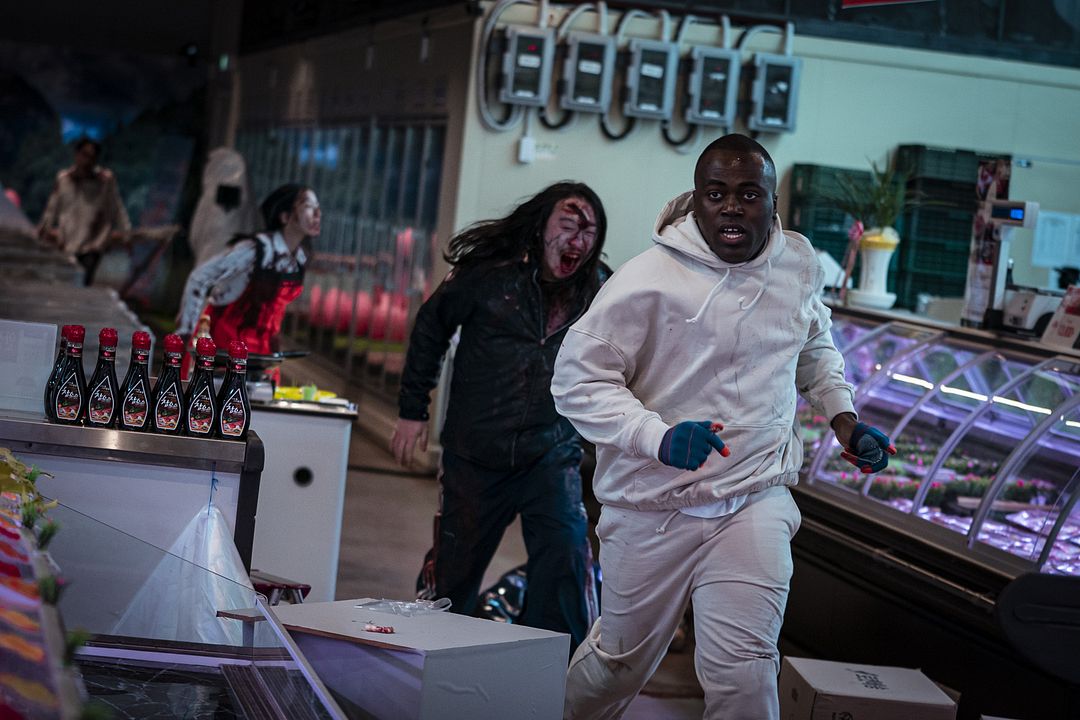 Zumbiverso : Fotos Jonathan Yiombi - 3 no 15 - AdoroCinema