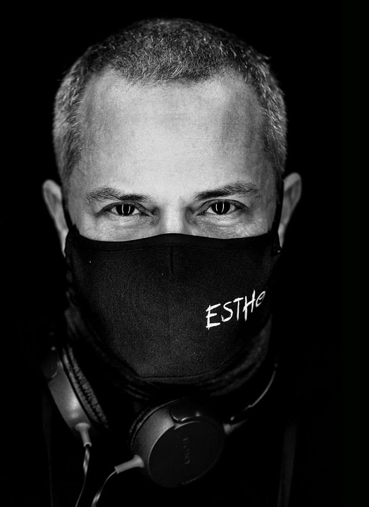 Pôster do filme The Ascent - Foto 1 de 1 - AdoroCinema