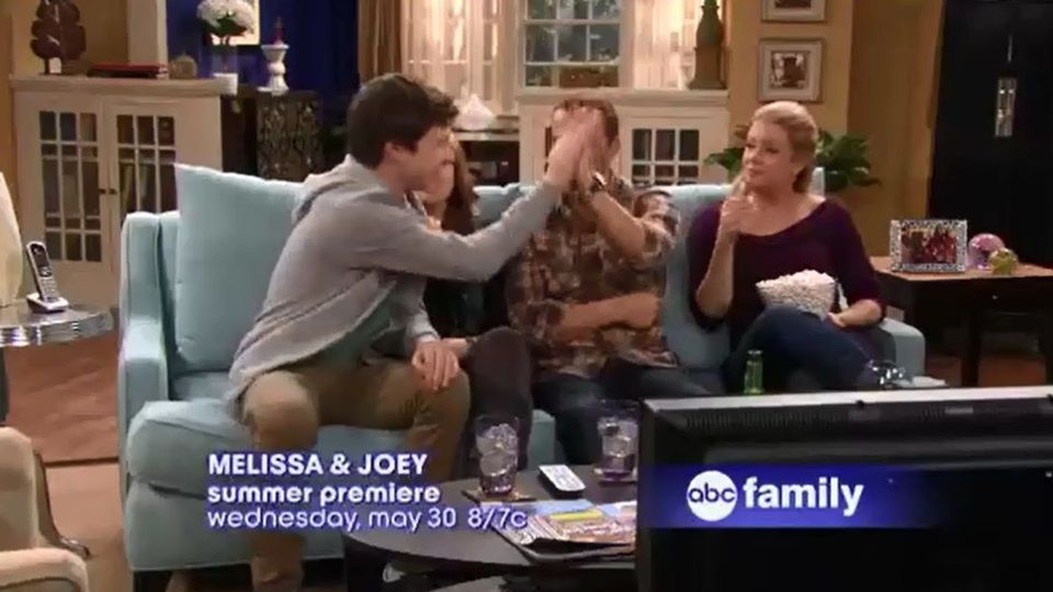 Melissa & Joey 2ª Temporada Teaser Original - Teaser Melissa & Joey T02 ...