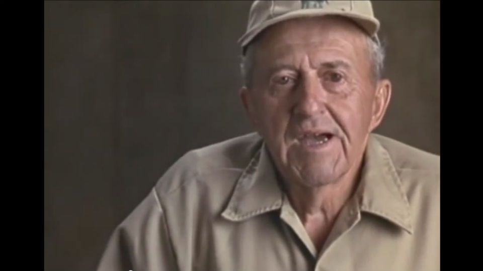 Trailer do filme Fast, Cheap & Out of Control - Fast, Cheap & Out of ...