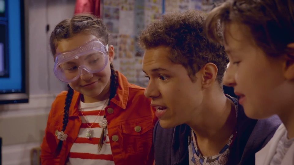 Hunter Street 1ª Temporada Trailer Original - Trailer Hunter Street T01 ...