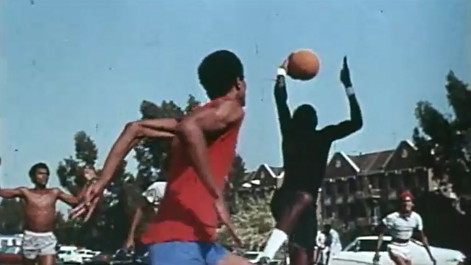 Trailer do filme Cornbread, Earl and Me - Cornbread, Earl and Me ...