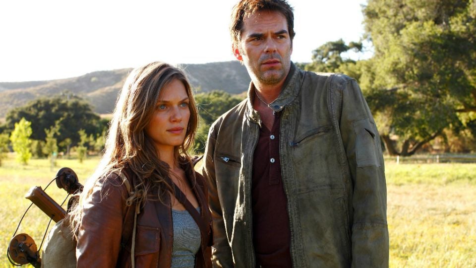 Revolution 1ª Temporada Trailer Original - Trailer Revolution (2012 ...